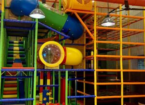 BIRTHDAYS – Funky Monkeys